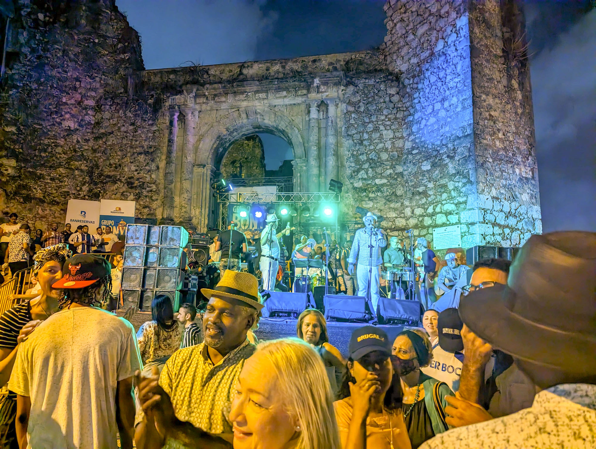 Al Ritmo Travels – Travel, Dance, Explore, and Repeat